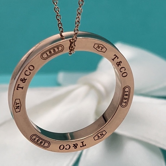 Tiffany & Co. | Jewelry | Tiffany Co 837 Circle Pendant Necklace Rubedo ...